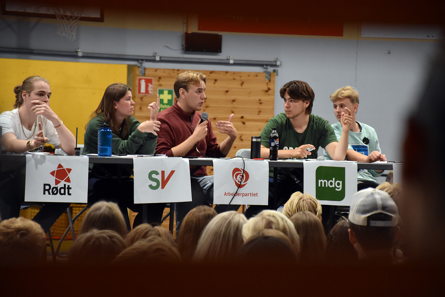 Skoledebatt på Re VGS: - Politiet skal først og fremst ta de som ...